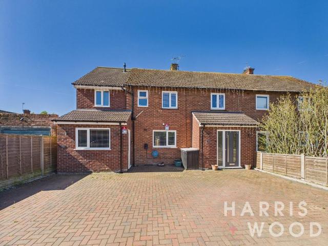 4 bedroom semi detached house for sale