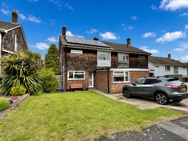 4 bedroom semi detached house for sale