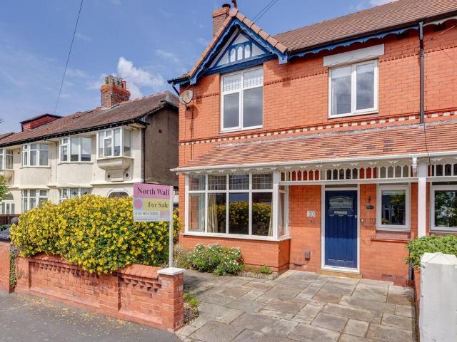 4 bedroom semi detached house for sale