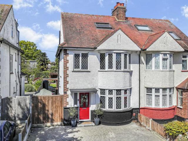 4 bedroom semi detached house for sale