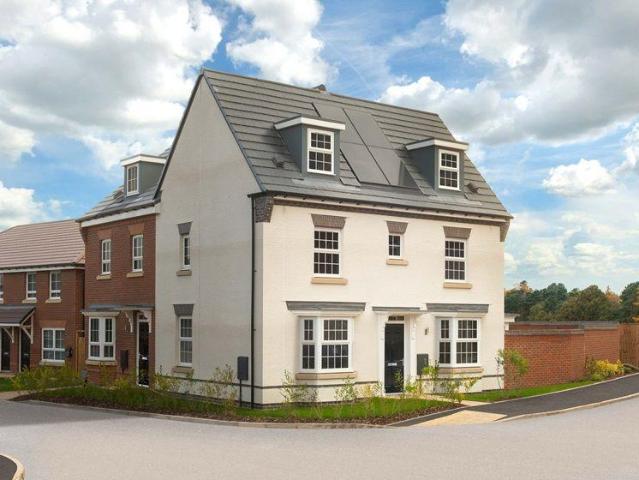 4 bedroom semi detached house for sale