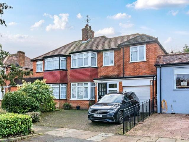 4 bedroom semi detached house for sale