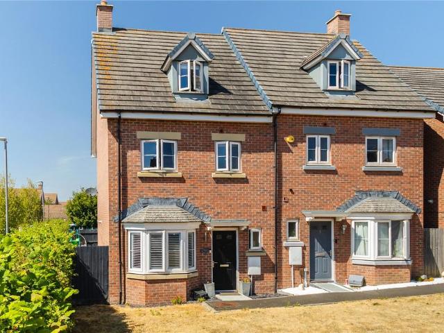 4 bedroom semi detached house for sale