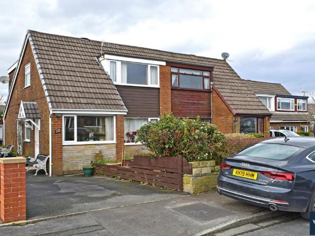 4 bedroom semi detached house for sale