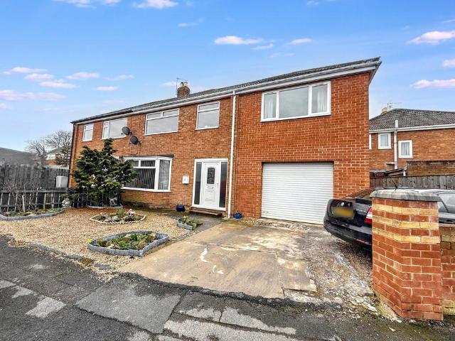 4 bedroom semi detached house for sale