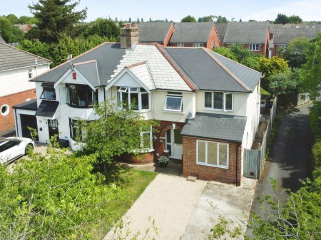 4 bedroom semi detached house for sale