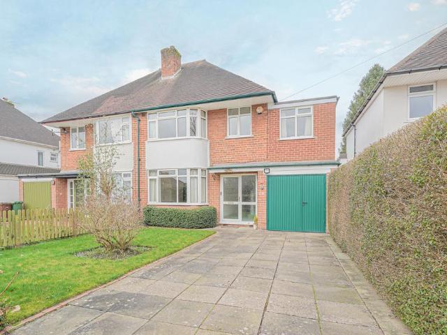 4 bedroom semi detached house for sale