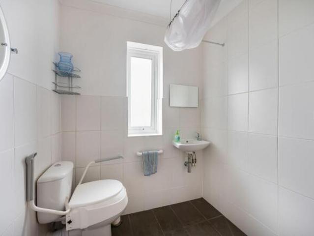 4 bedroom semi detached house for sale in Thorpe Park Road, Peterborough, PE3