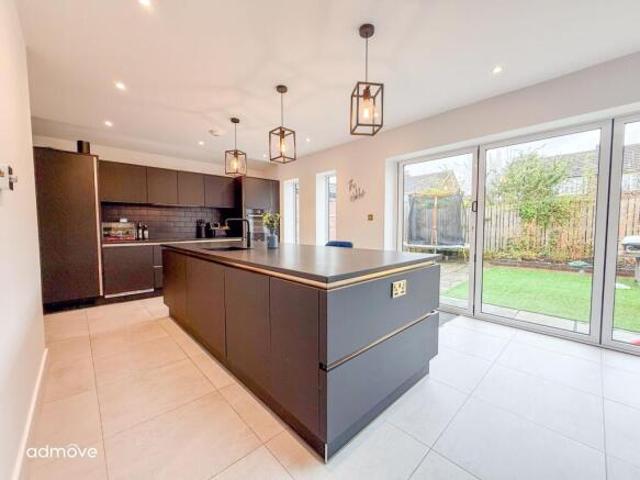 4 bedroom semi detached house for sale in Thelwall New Road, Thelwall, WA4