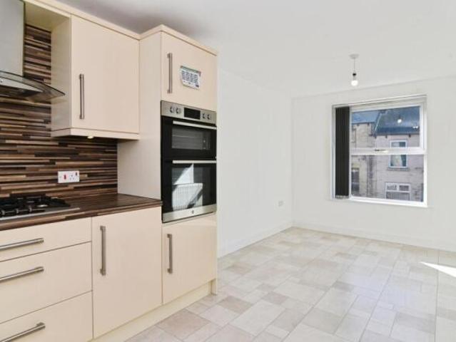 4 bedroom semi detached house for sale in Thrush Street, Sheffield, South Yorkshire, S6
