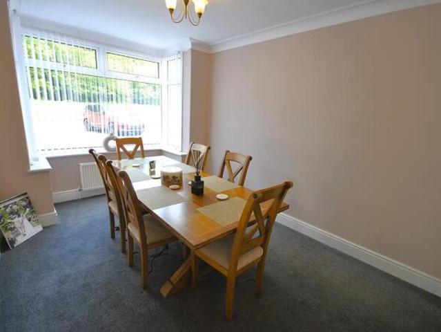 4 bedroom semi detached house for sale in Tickhill Road, Doncaster, DN4