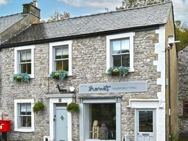 4 Bedroom Semi detached House For Sale In Tideswell, Buxton