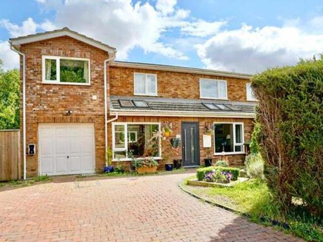 4 Bedroom Semi detached House For Sale In Tilbrook, Huntingdon