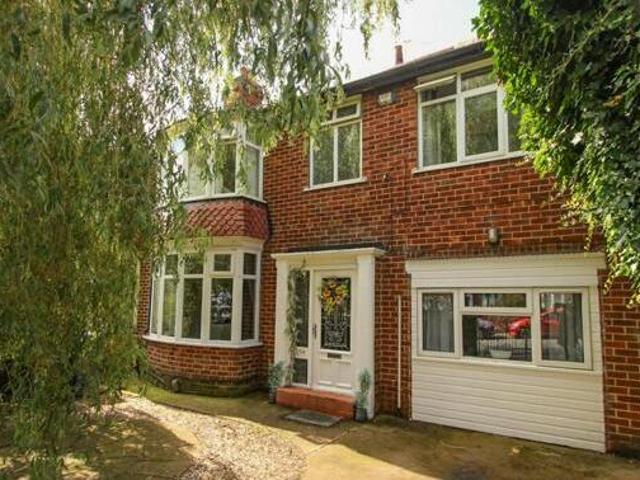 4 Bedroom Semi detached House For Sale In Town Moor, Doncaster