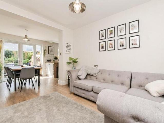 4 bedroom semi detached house for sale in Tudor Road, Hanham, Bristol, BS15
