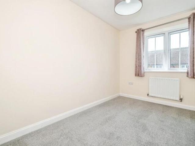 4 bedroom semi detached house for sale in Tulip Tree Road, Worthing, BN13