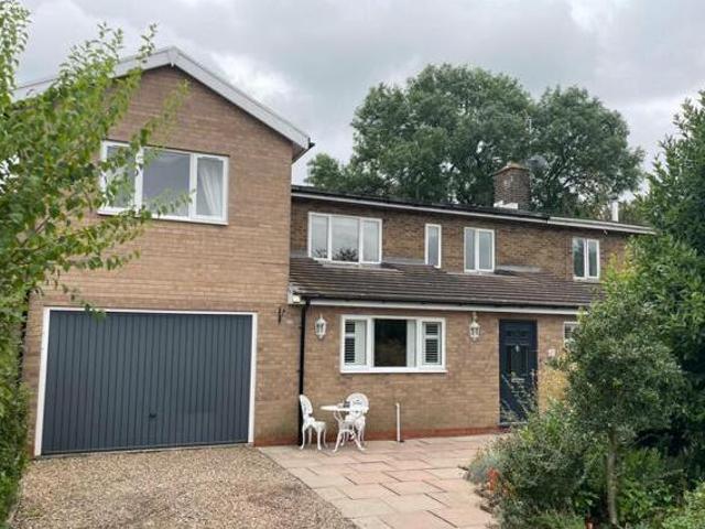 4 Bedroom Semi detached House For Sale In Upper Bruntingthorpe, Lutterworth