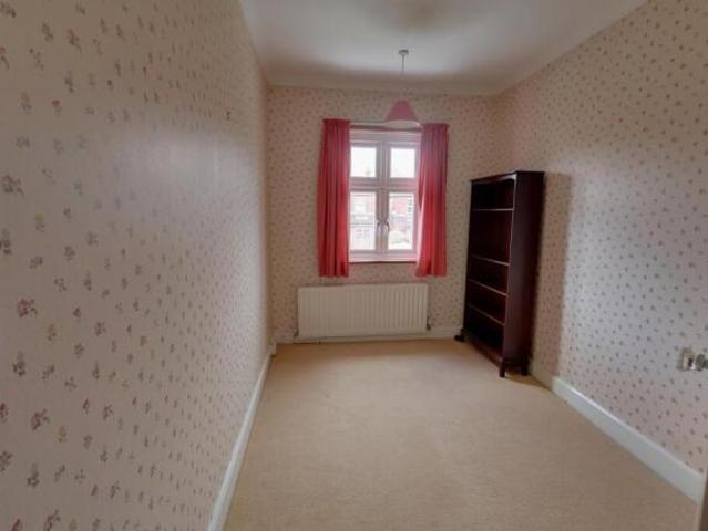 4 bedroom semi detached house for sale in Upper Shirley, Southampton, SO15