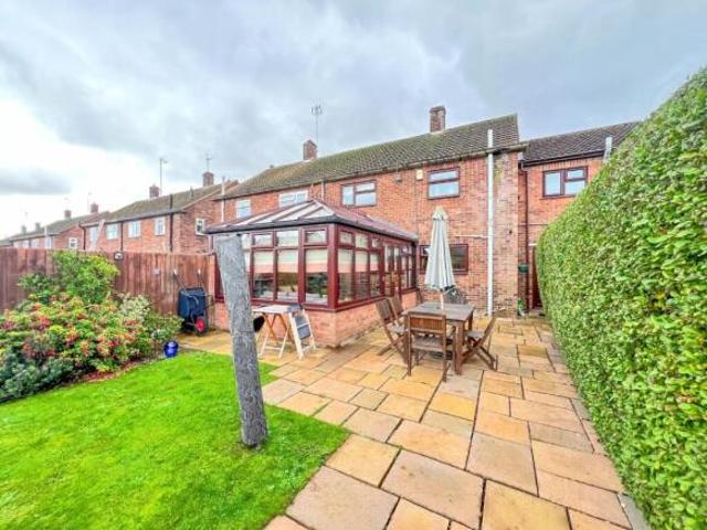 4 bedroom semi detached house for sale in Viney Close, Peterborough, PE1