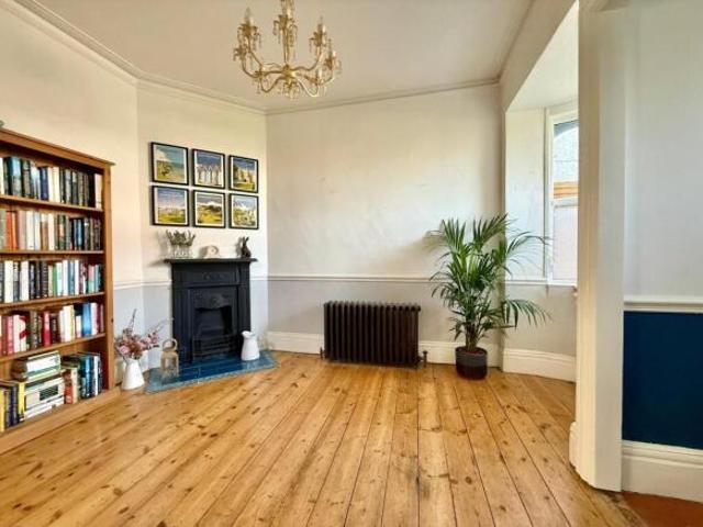 4 bedroom semi detached house for sale in Victoria Drive, Old Town, Eastbourne, BN20
