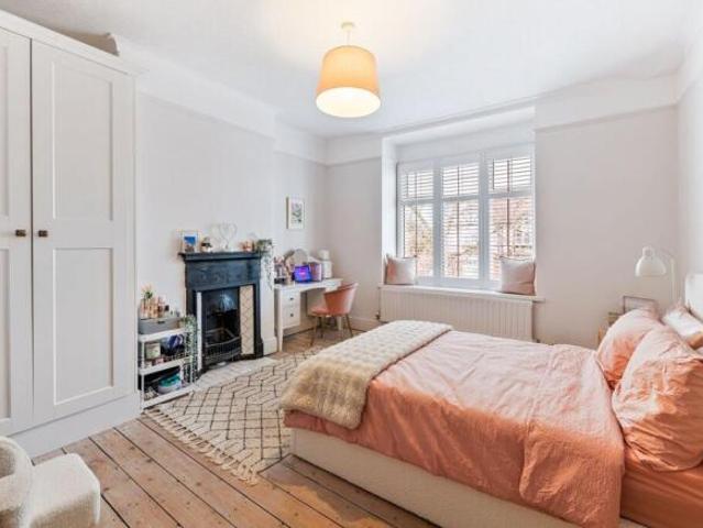 4 bedroom semi detached house for sale in Victoria Road, Grappenhall, WA4