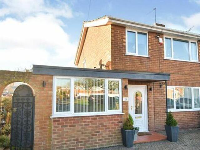 4 Bedroom Semi detached House For Sale In Waddington, Lincoln
