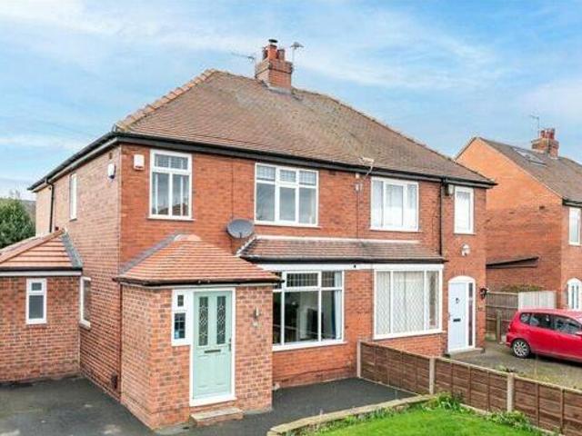 4 Bedroom Semi detached House For Sale In Wakefield, West Yorkshire