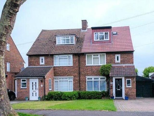 4 Bedroom Semi detached House For Sale In Wallington