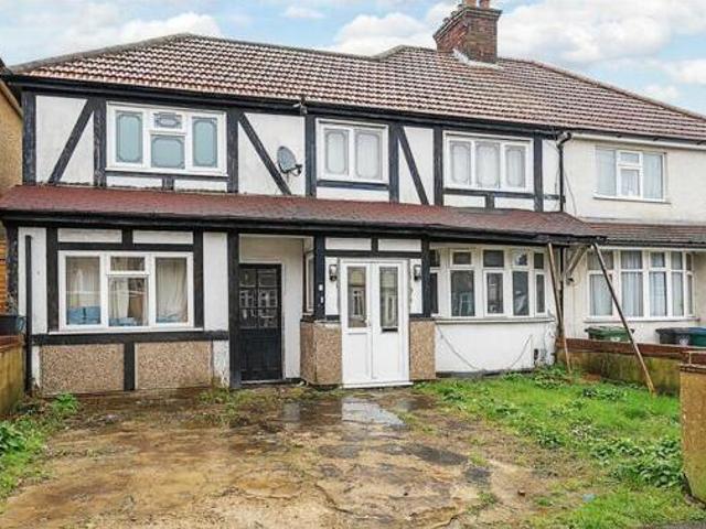 4 Bedroom Semi detached House For Sale In Watford, Hertfordshire
