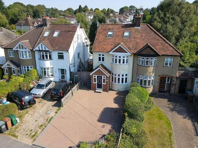 4 Bedroom Semi detached House For Sale In Watford