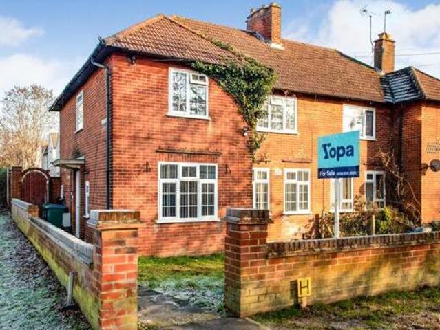 4 Bedroom Semi detached House For Sale In Watford
