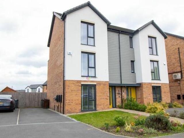 4 Bedroom Semi detached House For Sale In Waverley