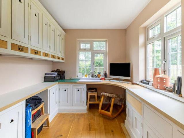 4 bedroom semi detached house for sale in Welveland Lane, Barnwood, Gloucester, GL4