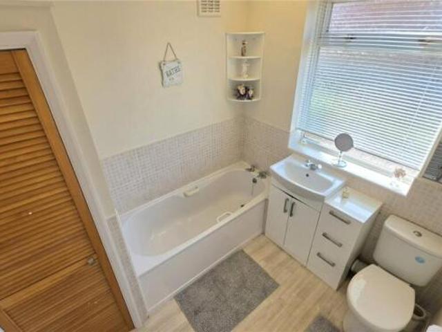 4 bedroom semi detached house for sale in Wellesbourne Road, Mount Nod, Coventry, West Midlands, CV5