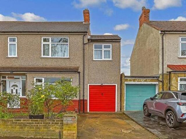 4 Bedroom Semi detached House For Sale In Welling