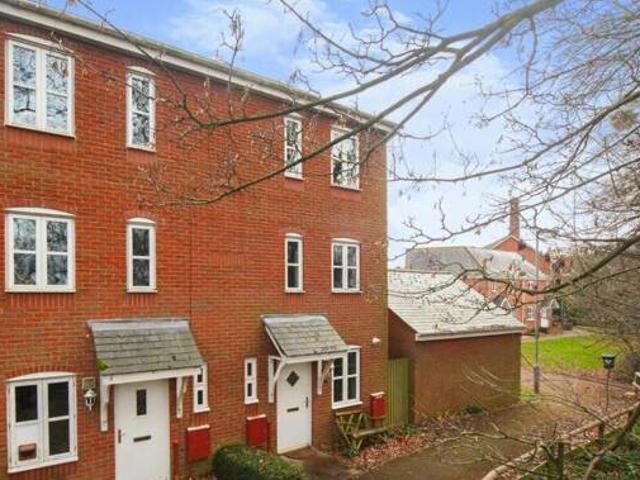 4 Bedroom Semi detached House For Sale In Wellington