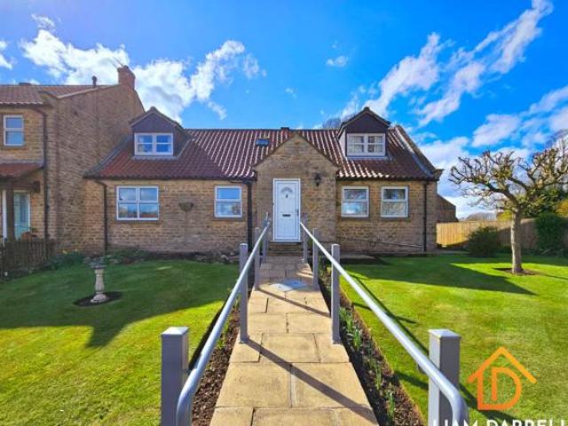 4 Bedroom Semi detached House For Sale In West Ayton, Scarborough