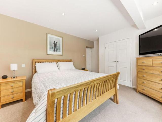 4 bedroom semi detached house for sale in West End Drive, Horsforth, Leeds, LS18 5JR, LS18