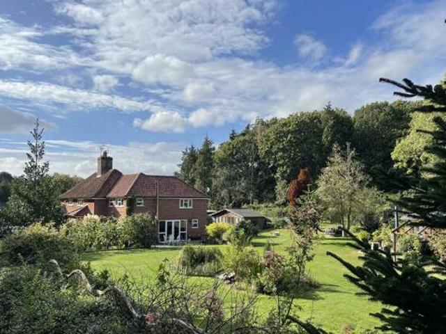 4 Bedroom Semi detached House For Sale In Westleton