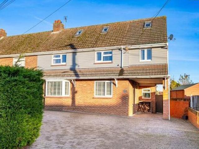 4 Bedroom Semi detached House For Sale In Wethersfield