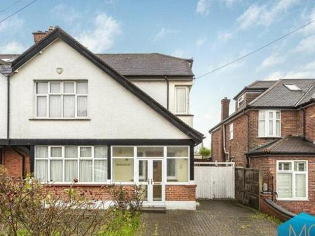 4 Bedroom Semi detached House For Sale In Whetstone, London