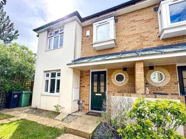 4 Bedroom Semi detached House For Sale In Whitchurch, Bristol