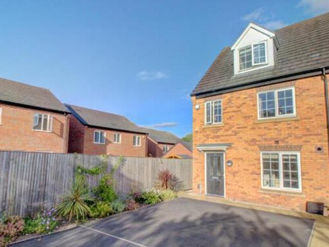 4 Bedroom Semi detached House For Sale In Whinmoor