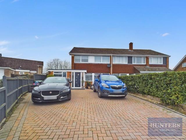 4 bedroom semi detached house for sale in Wimborne Close, Up Hatherley, Cheltenham, GL51 3QP, GL51