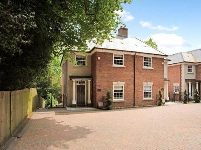 4 Bedroom Semi detached House For Sale In Winchester, Hampshire