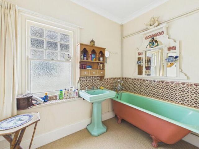 4 bedroom semi detached house for sale in Windsor Road, Worthing, BN11 2LY, BN11