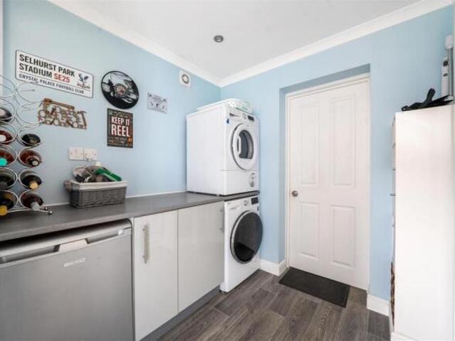 4 bedroom semi detached house for sale in Willington Street, Maidstone, ME15