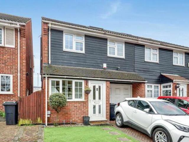 4 Bedroom Semi detached House For Sale In Woodford Green