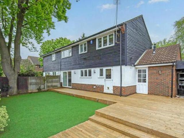 4 Bedroom Semi detached House For Sale In Woodford Green