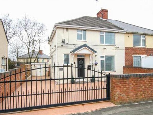 4 Bedroom Semi detached House For Sale In Woodlands